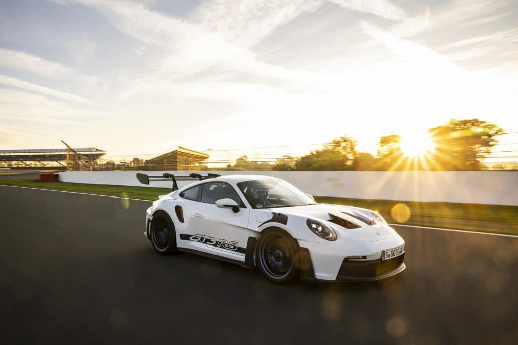 Porsche 911 992 GT3 RS in White (10) | Porsche Knowledge