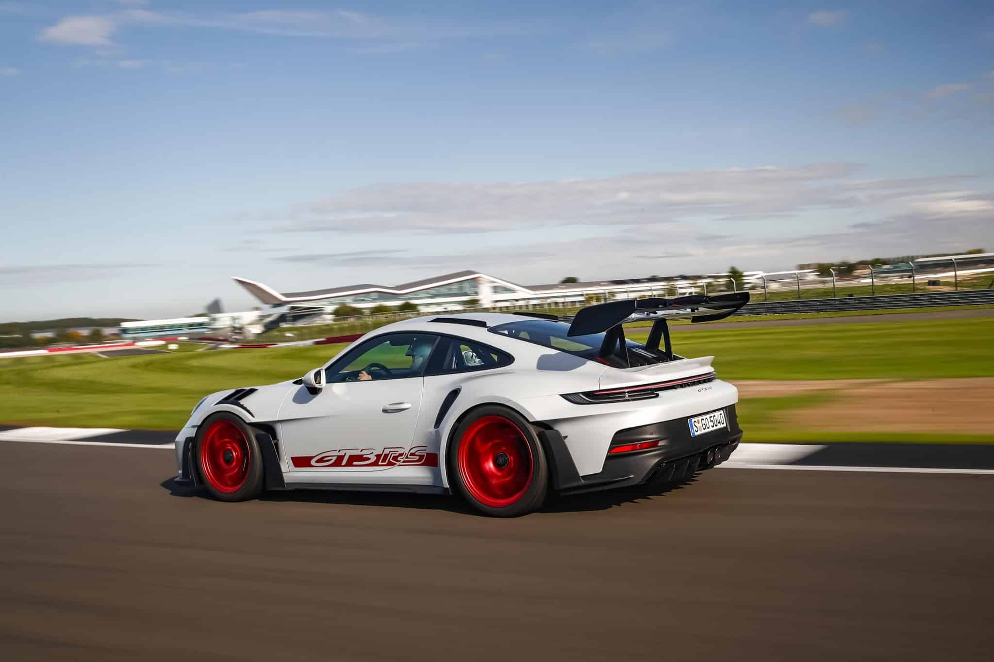 Porsche 911 992 Gt3 RS Ice Grey (1) | Porsche Knowledge